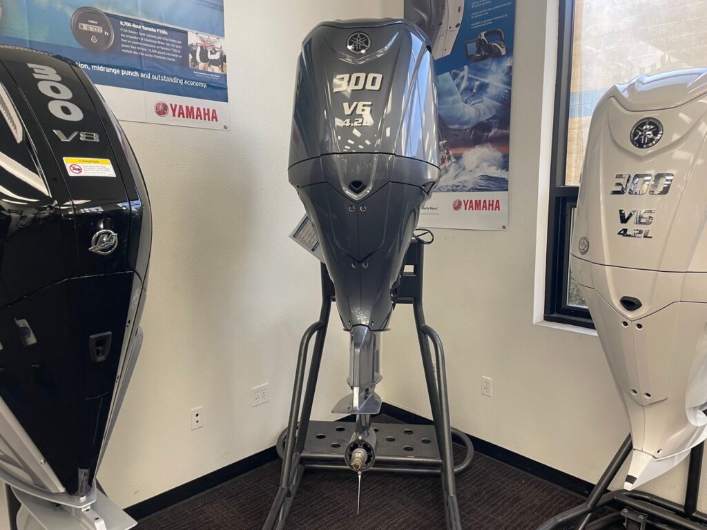 Scratch And Dent Outboard Motors - NAUTICAL MARINE DEPOT